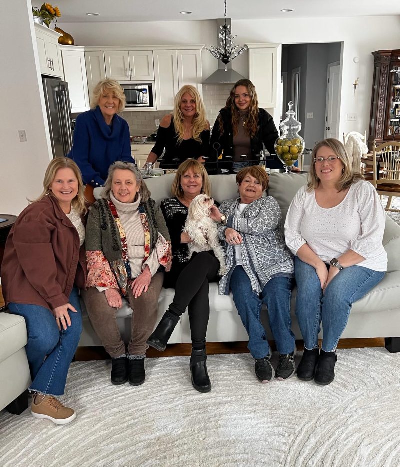 Our Caregivers – Senior Home Care | Helping Hands @ Home